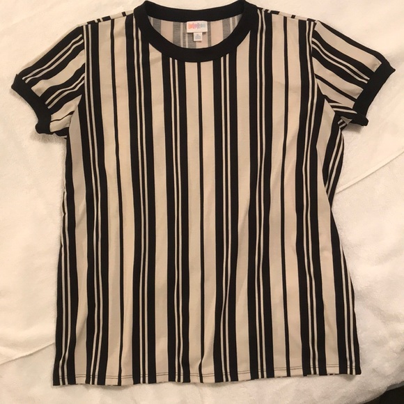 LuLaRoe | Tops | Euc Llr Liv Short Sleeve Tee Black And Cream Vertical ...